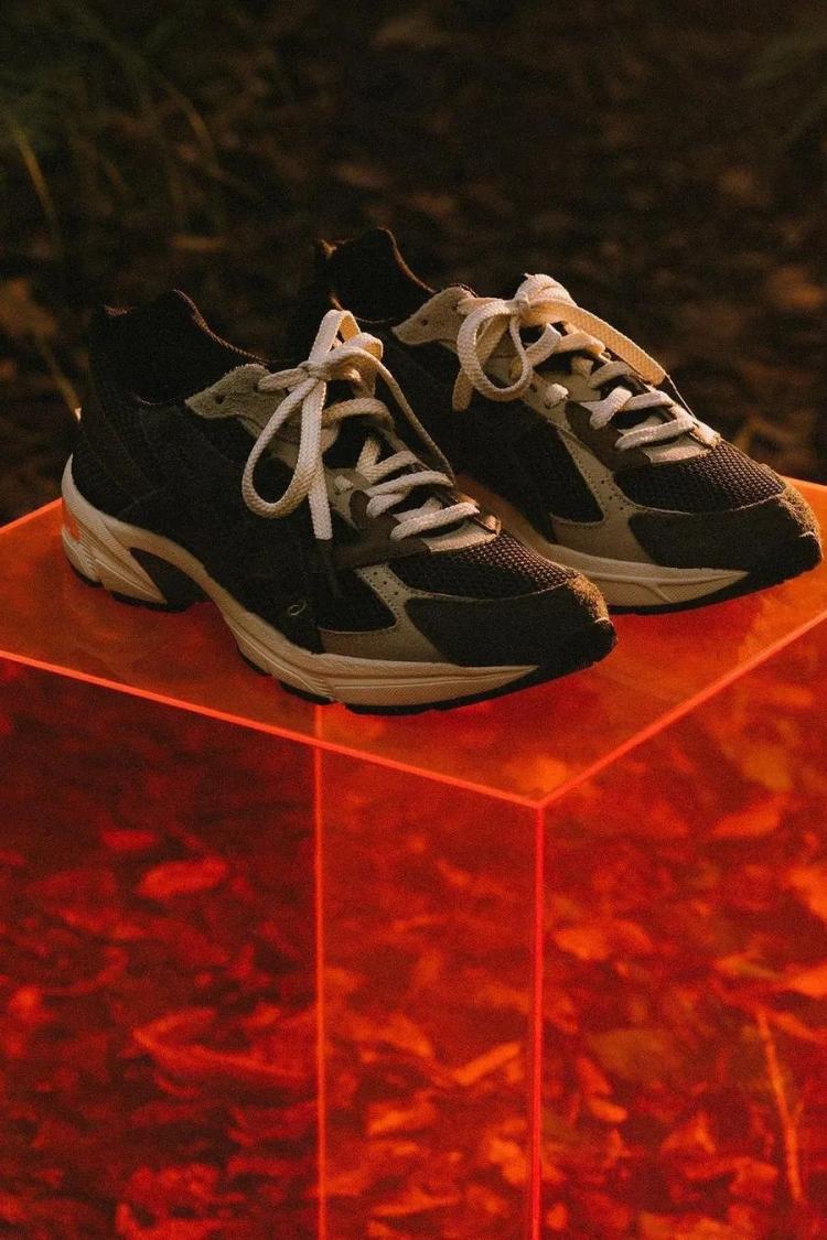 艺术与设计 - 因 ASICS 联名被关注的 Earls Collection，什么来头？